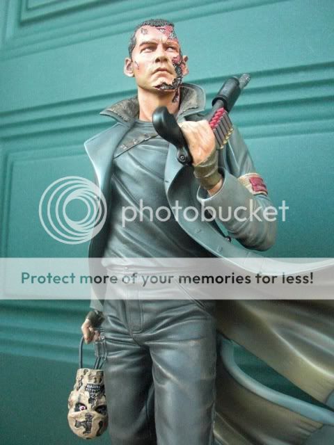 [SIDESHOW] Terminator Salvation – Marcus Wright Polystone Statue - Page ...
