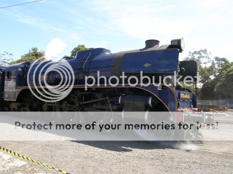 [Mel] Steamrail Open Weekend today (9/3/08).