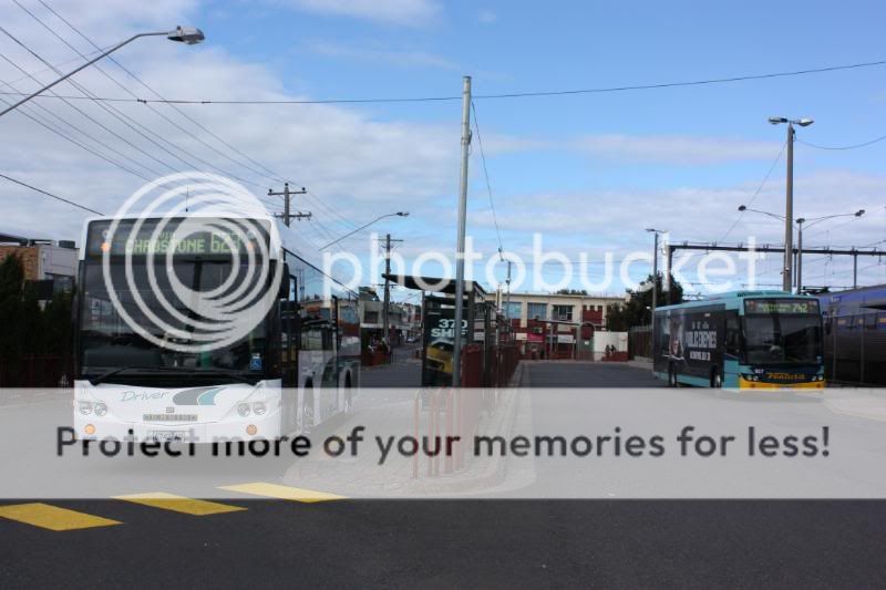Buses at Glen Waverley today (25/7/09).
