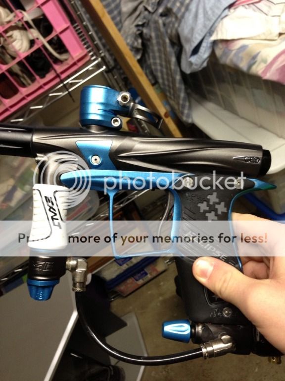 MAXED OUT Axe Pro (black/orange) / GEO2 (grey/teal) F/s/T bring geo3s!